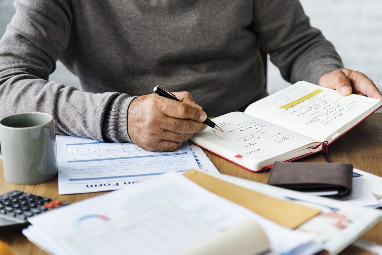 Clopening Shift: Is It Legal & What Should You Do? - The Camelo Blog