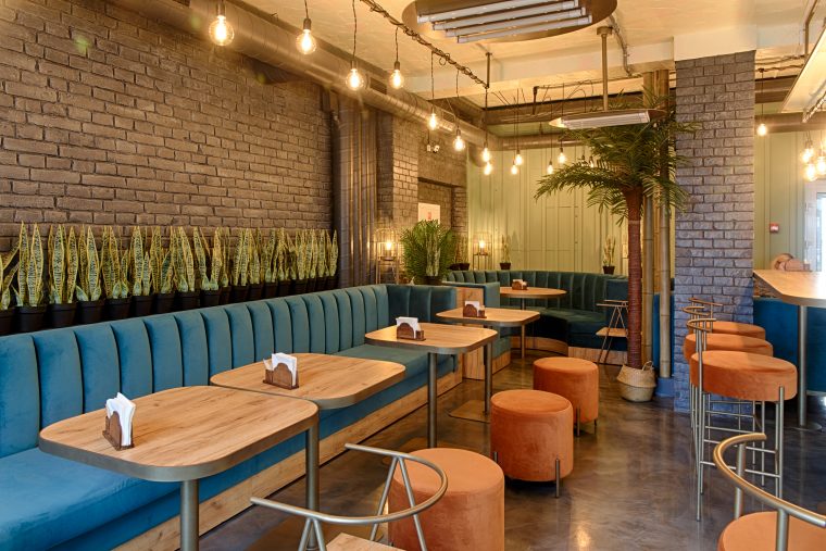 What Is a Bistro? - The Camelo Blog
