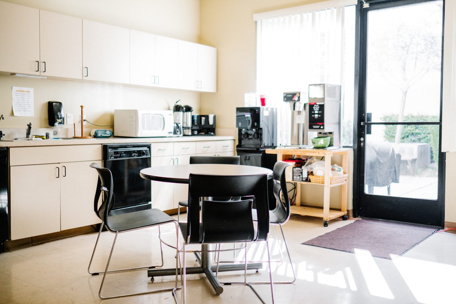 35 Break Room Ideas to Spice Up Break Time - The Camelo Blog